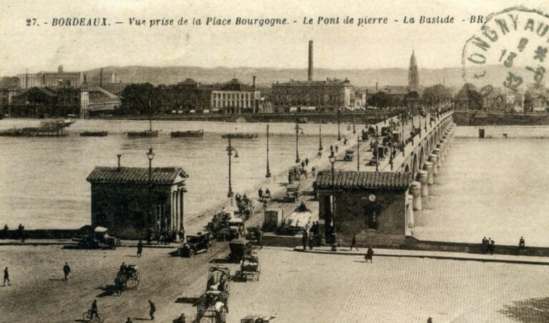 Pont de Pierre Bordeaux – Construction et secrets